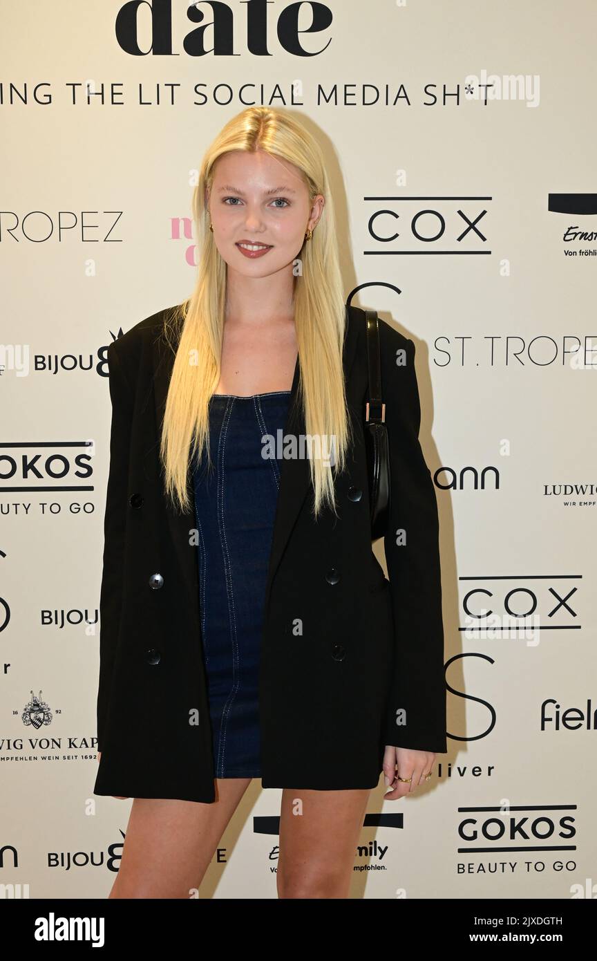 Vivien Sterk beim Mates Date Influencer Event auf der Berlin Fashion ...