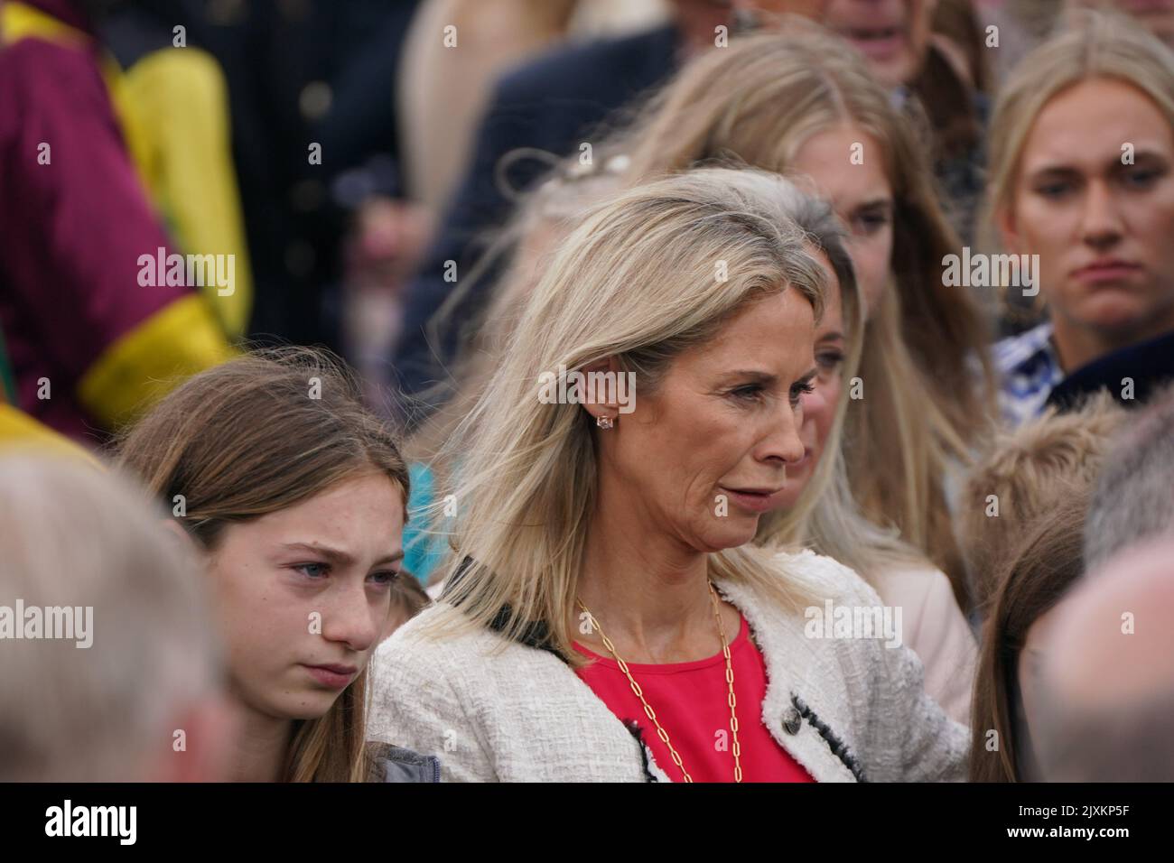Heather de Bromhead (a destra), madre di Jack de Bromhead lascia la ...