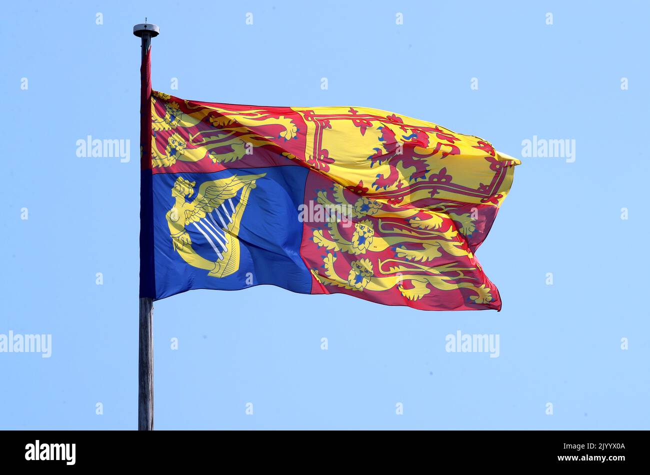 Archivia la foto datata 19/5/2018 del Royal Standard che vola durante ...