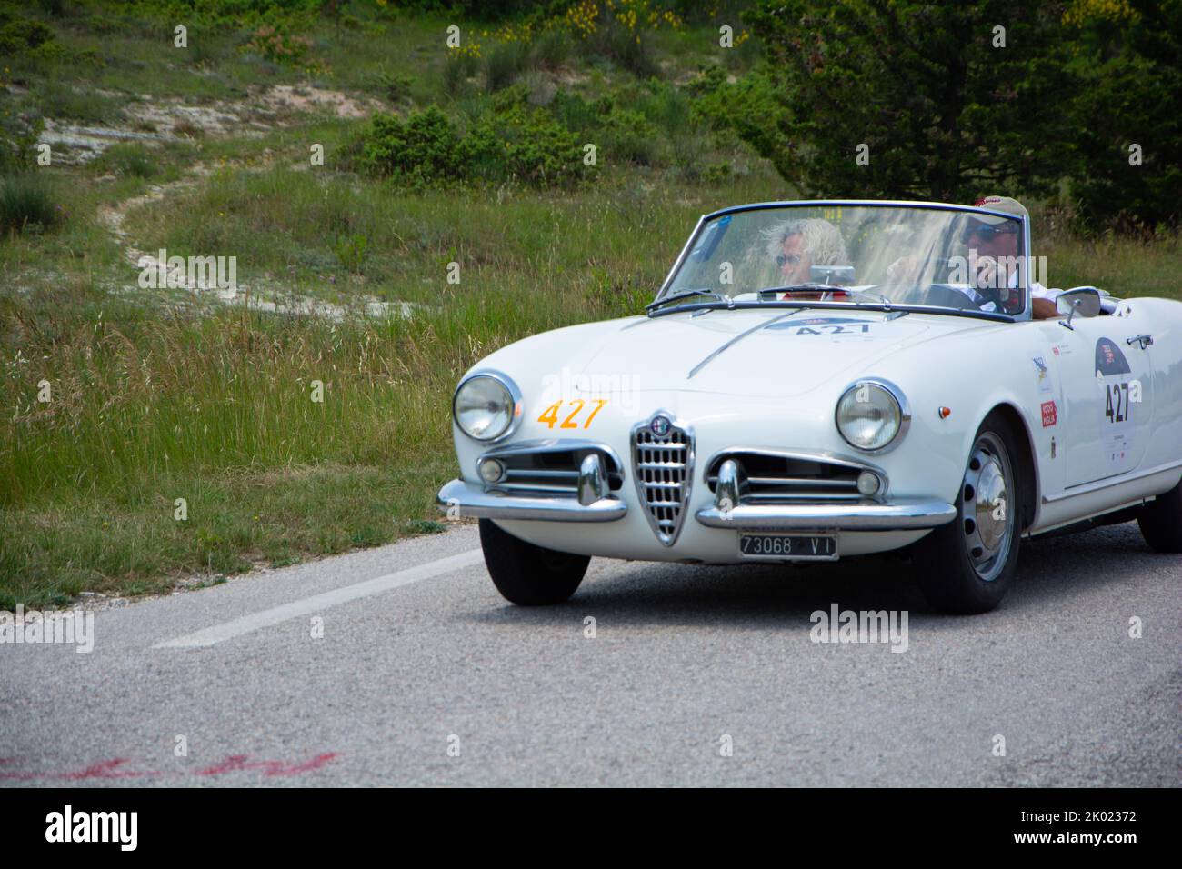URBINO - ITALIA - GIUGNO 16 - 2022 : ALFA ROMEO GIULIETTA SPIDER 1957 ...