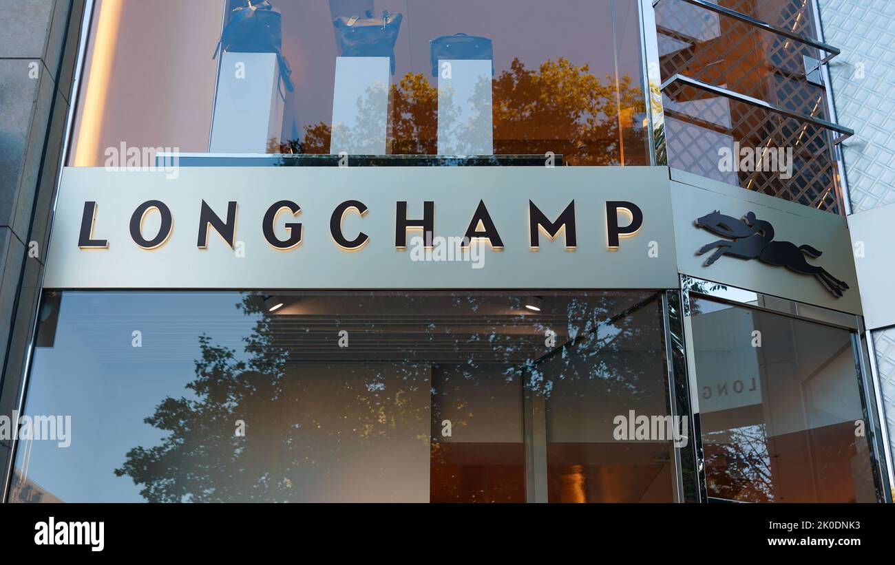 Longchamp Dusseldorf Fotos