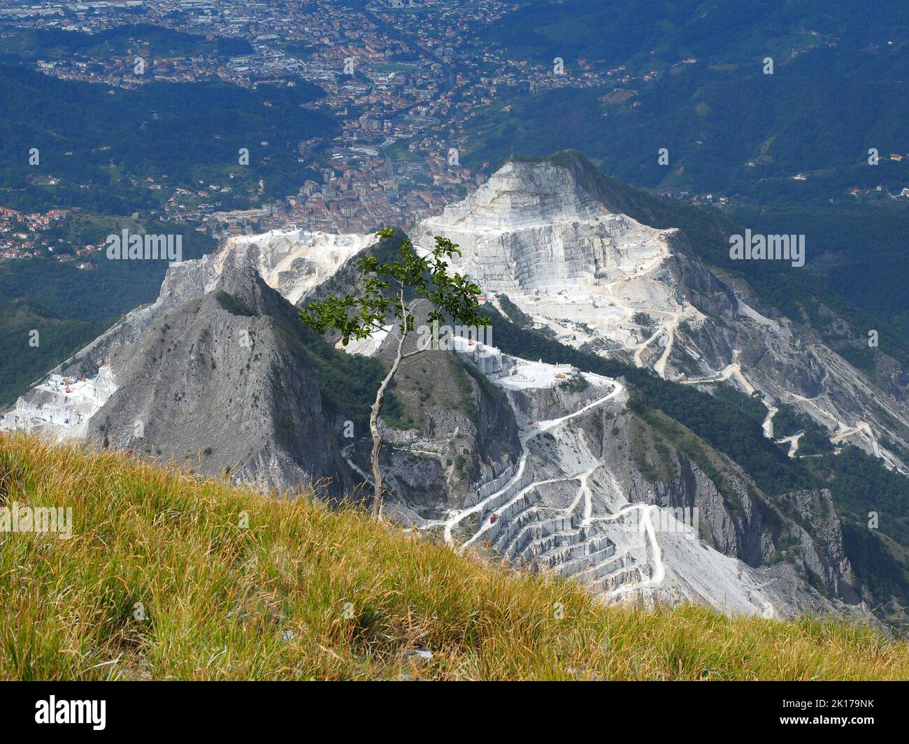 Parco alpi apuane immagini e fotografie stock ad alta risoluzione - Alamy