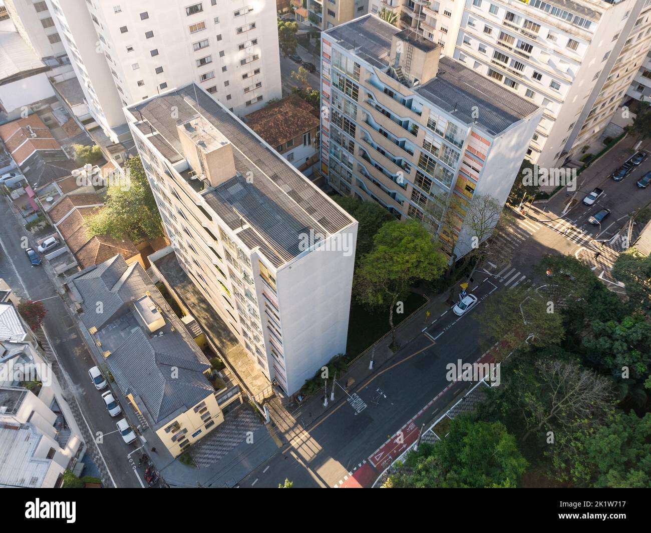 Edificio louvre immagini e fotografie stock ad alta risoluzione - Alamy