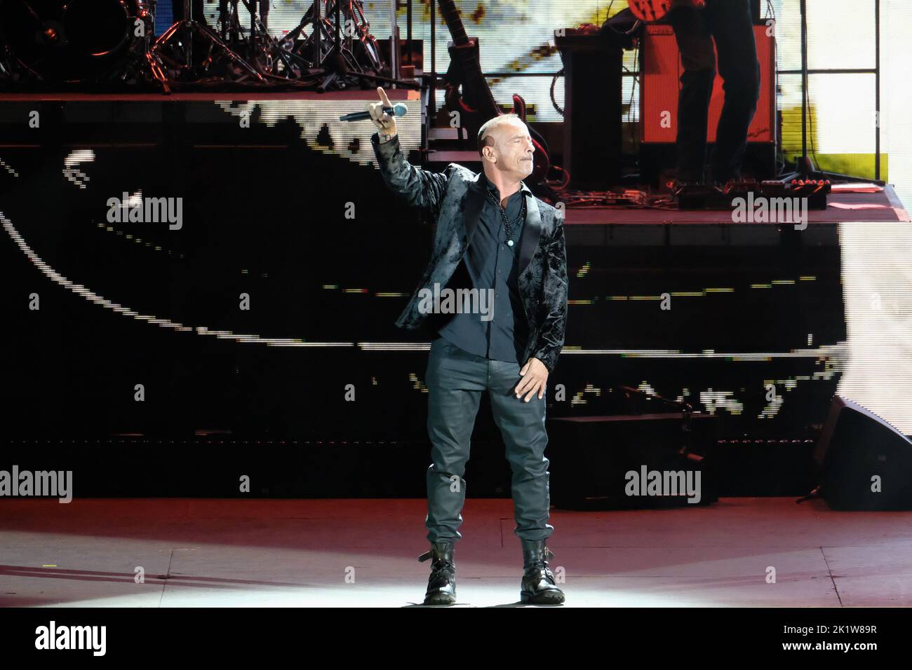 Eros Ramazzotti durante il concerto musicale della cantante italiana ...