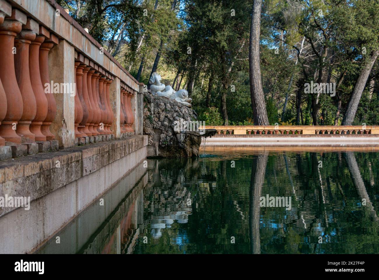 Parc del laberint immagini e fotografie stock ad alta risoluzione - Alamy
