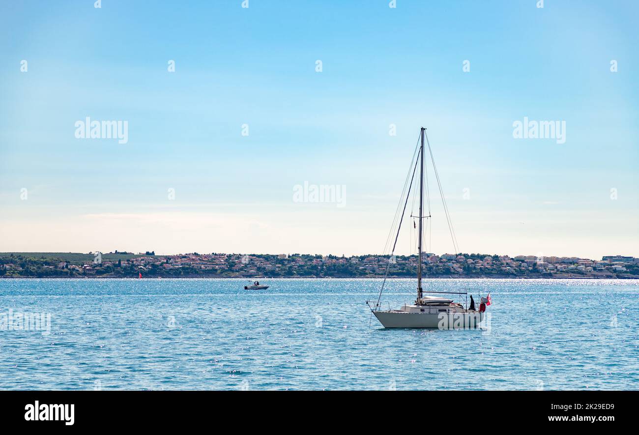 Barca di mare immagini e fotografie stock ad alta risoluzione - Alamy
