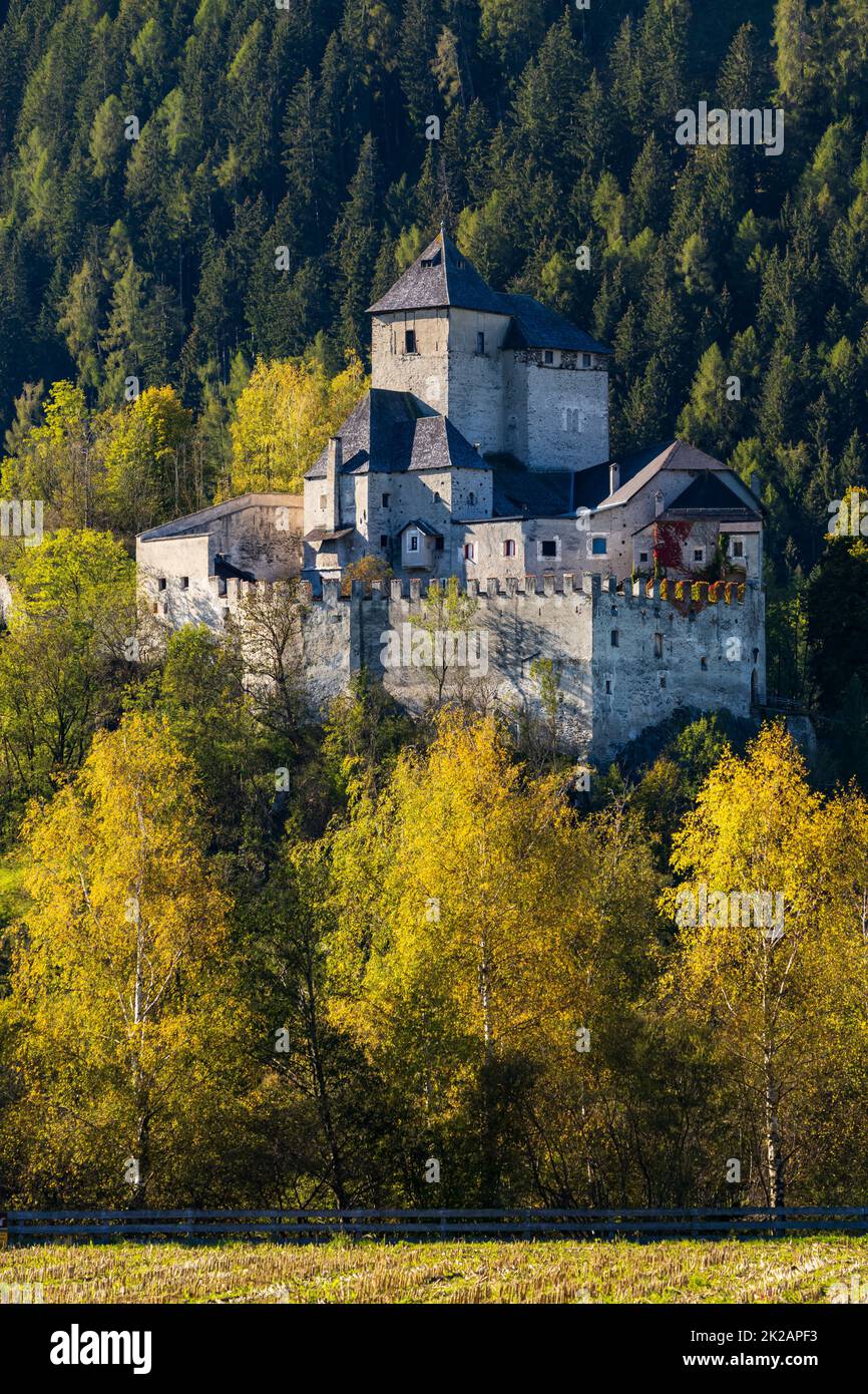 Castello di reifenstein immagini e fotografie stock ad alta risoluzione ...