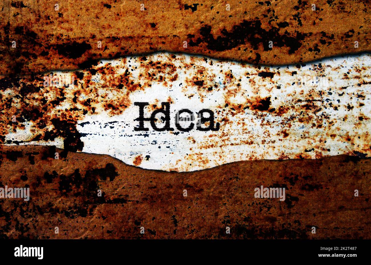 Testo strappato immagini e fotografie stock ad alta risoluzione - Alamy