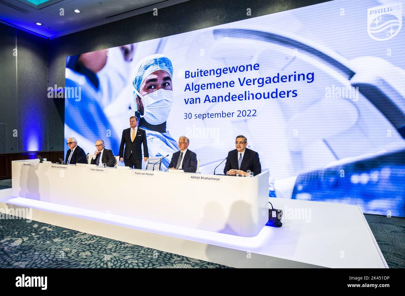 2022-09-30 09:26:01:19 AMSTERDAM - Paul Stoffels, Marnix van Ginneken ...