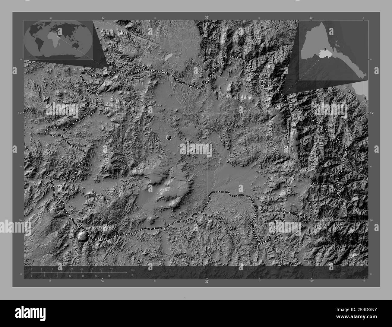Debub, regione dell'Eritrea. Mappa altimetrica bilivello con laghi e ...