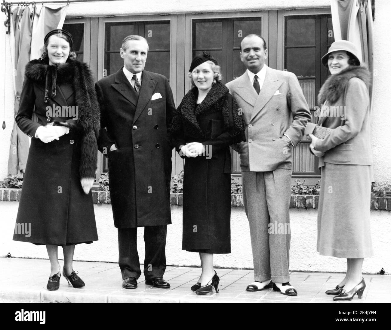 MARY PICKFORD e DOUGLAS FAIRBANKS Sr. Con Visiting Picture Show ...