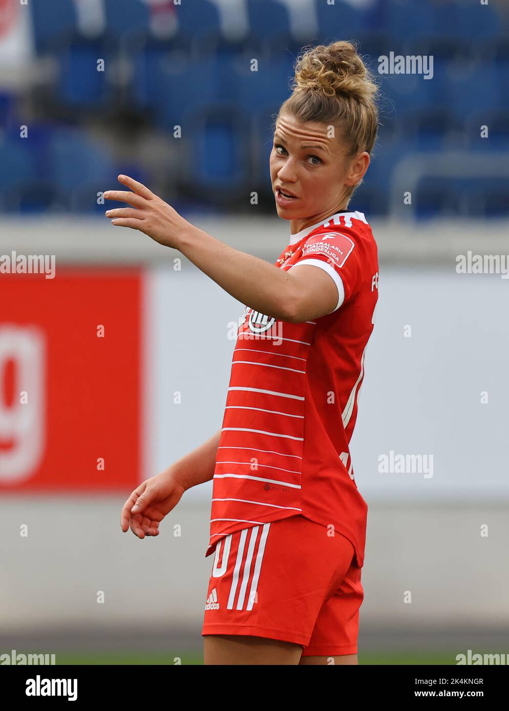 Linda dallmann fc bayern monaco immagini e fotografie stock ad alta ...