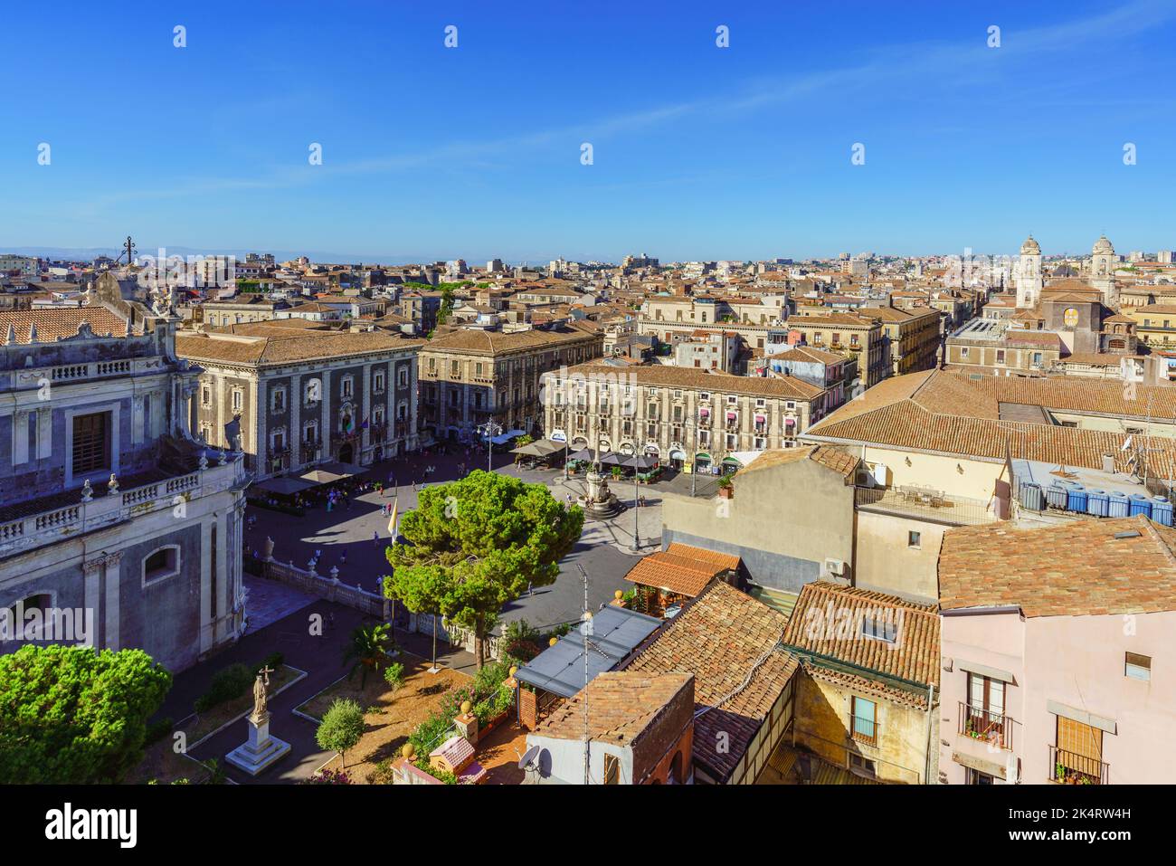 Urban sprawl catania immagini e fotografie stock ad alta risoluzione ...