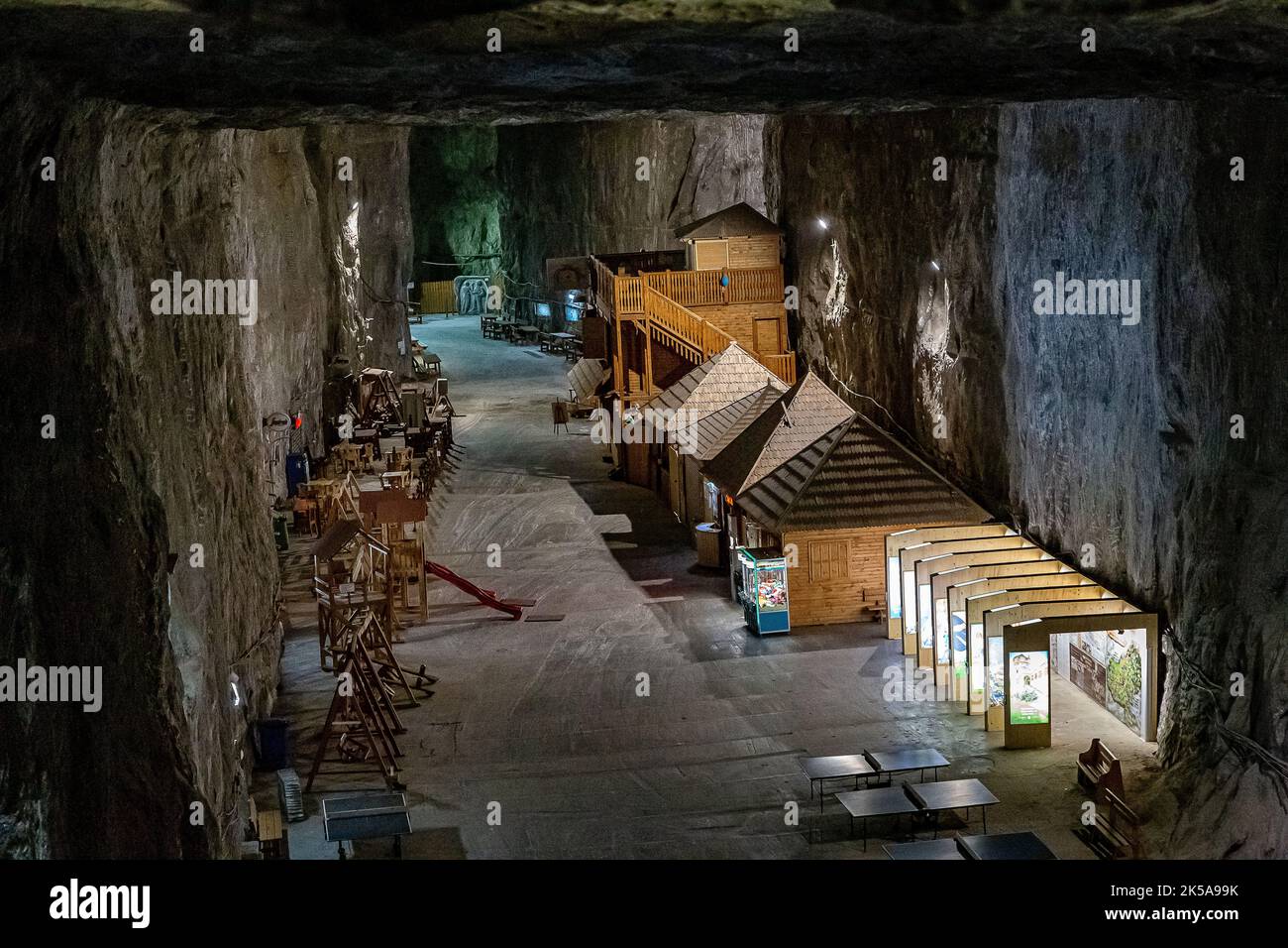 Immagini dall'area turistica della miniera di sale di Praid il 19 ...