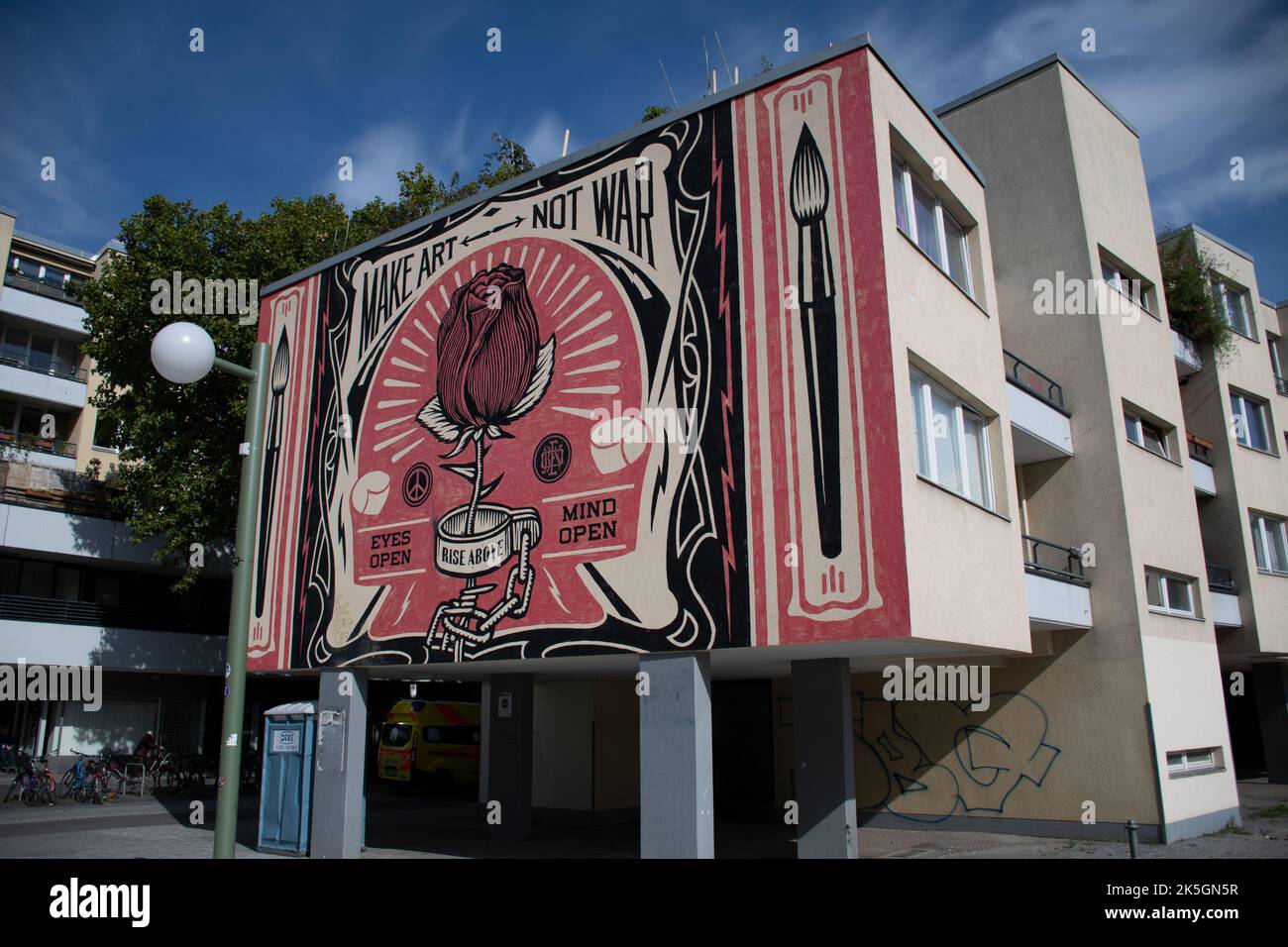 Shepard fairey mural immagini e fotografie stock ad alta risoluzione ...
