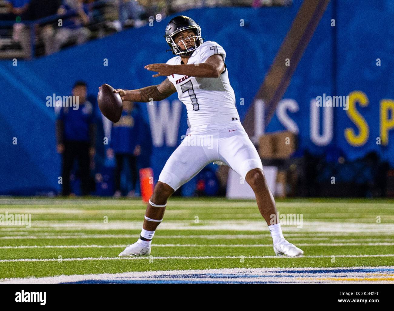 Ottobre 07 2022, San Jose, CA U.S.A. il quarto di ritorno dell'UNLV ...