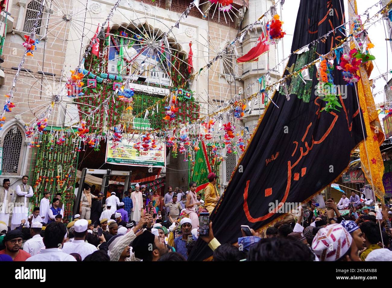 Santuario del santo sufi hazrat khwaja moinuddin chisti immagini e fotografie stock ad alta ...