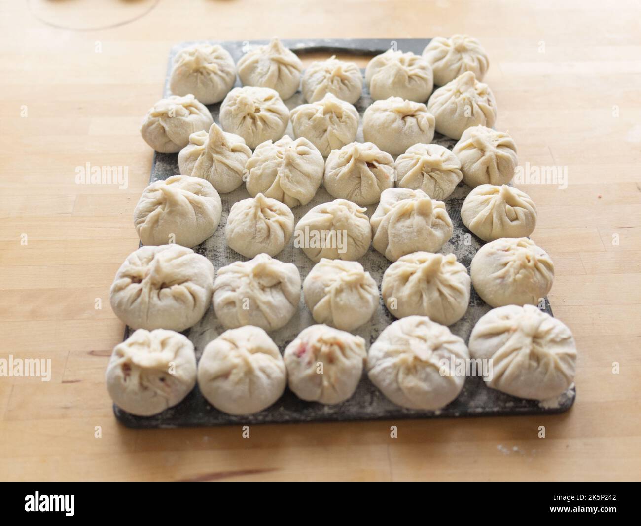 Dim sum sul tavolo immagini e fotografie stock ad alta risoluzione - Alamy