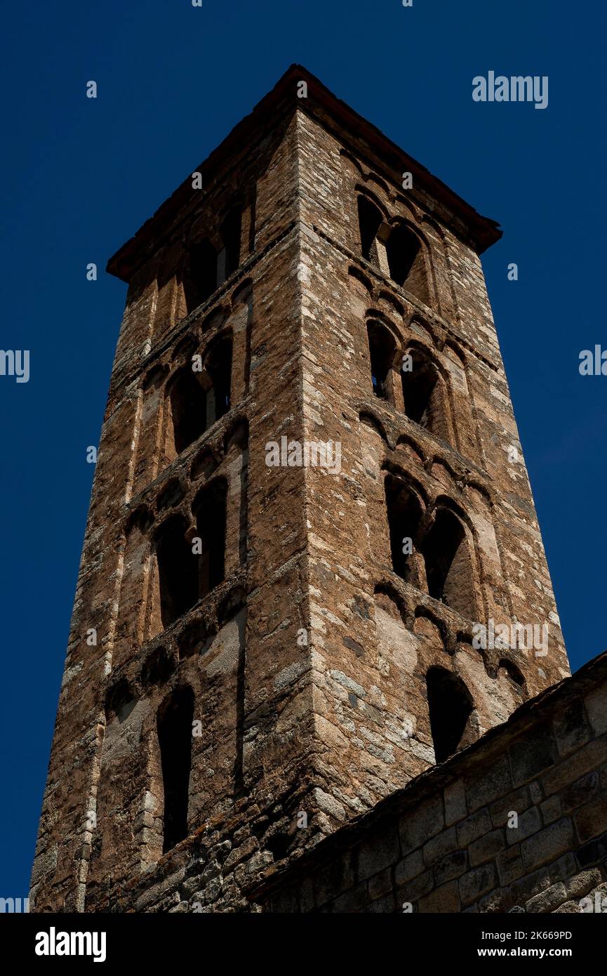 Chiesa in stile romanico lombardo immagini e fotografie stock ad alta ...