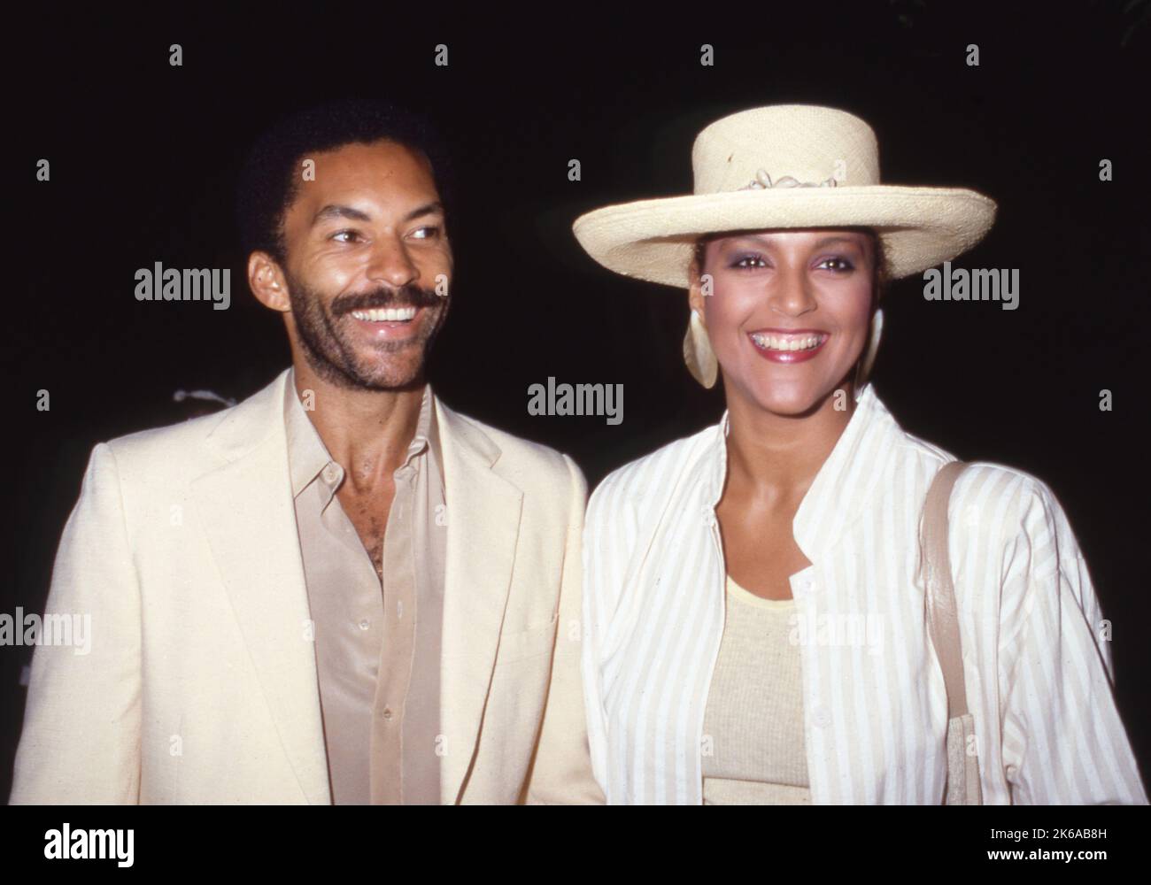 Jayne Kennedy e Bill Overton circa 80's Credit: Ralph Dominguez/MediaPunch Foto stock - Alamy