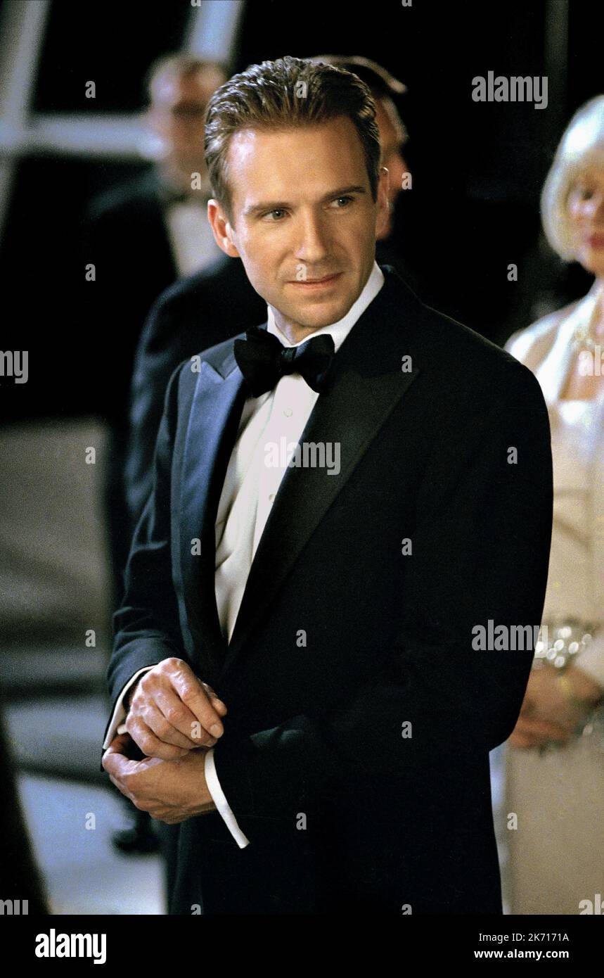 Ralph fiennes maid in manhattan immagini e fotografie stock ad alta ...