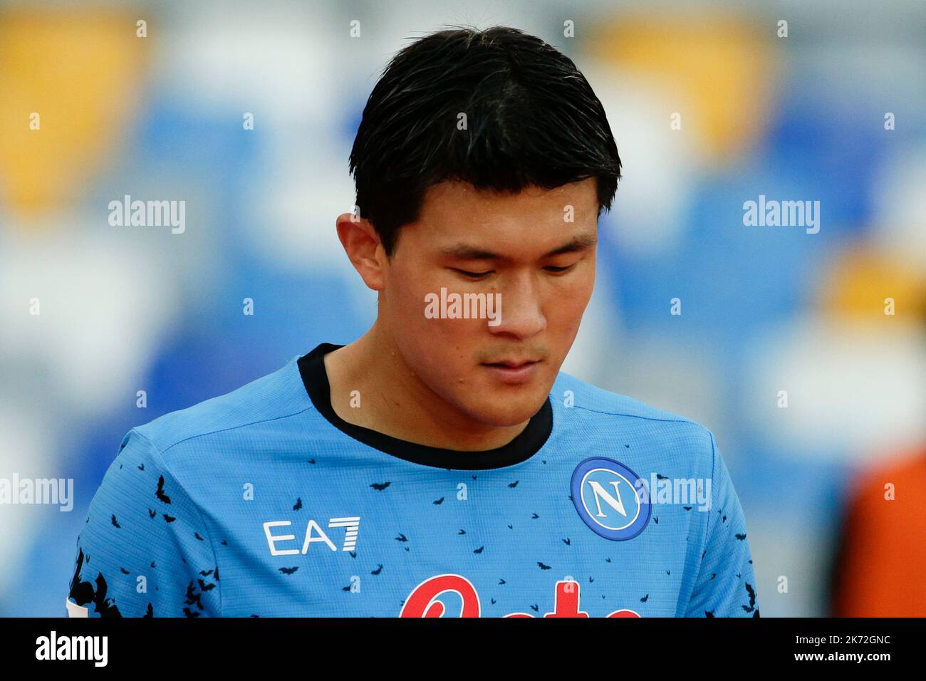 Il difensore coreano Kim min Jae di SSC Napoli guarda durante la Serie ...
