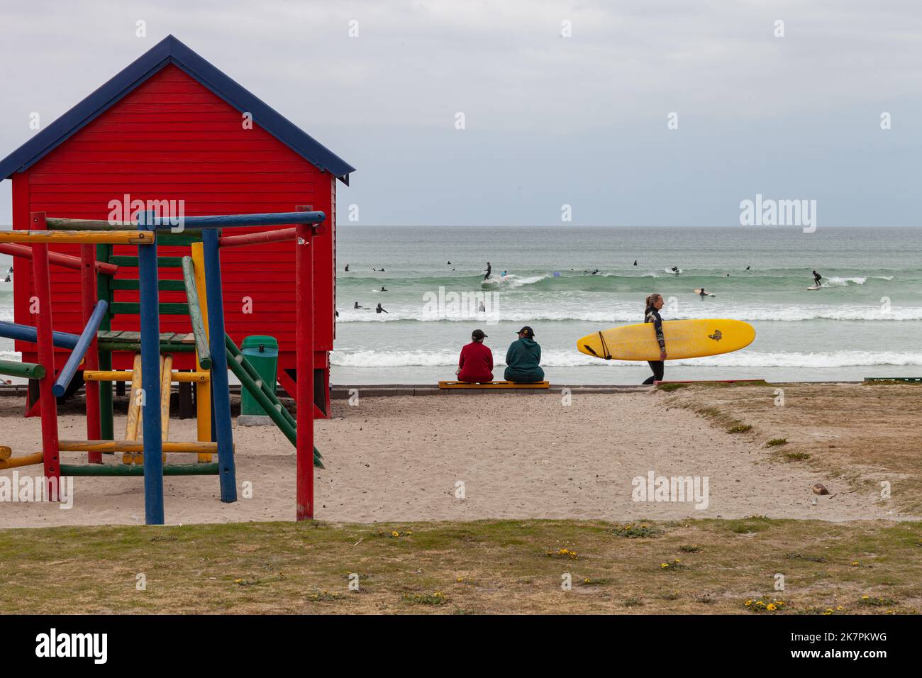 Muizenberg surf immagini e fotografie stock ad alta risoluzione - Alamy