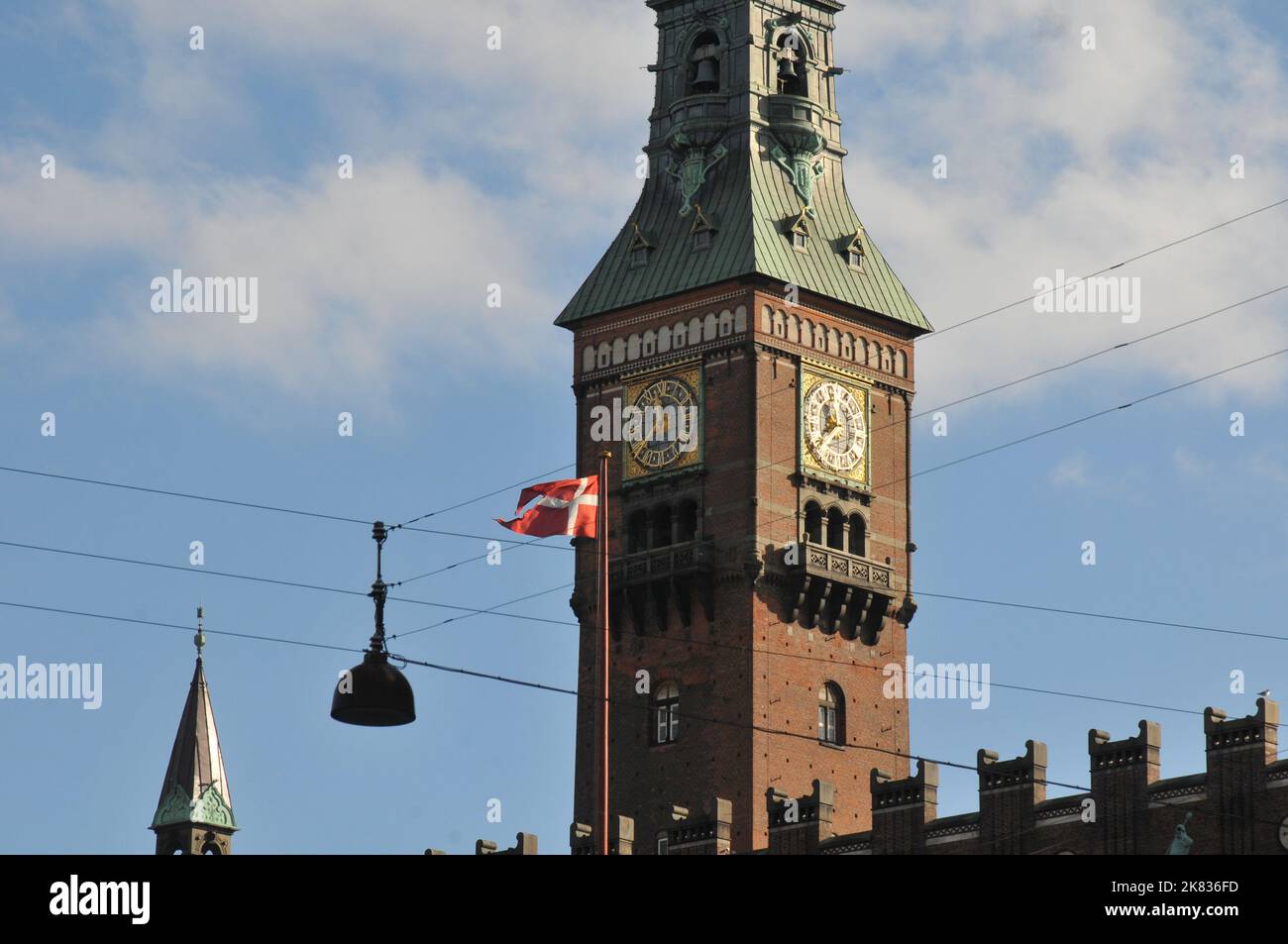 Guglia municipio di copenahgen immagini e fotografie stock ad alta ...