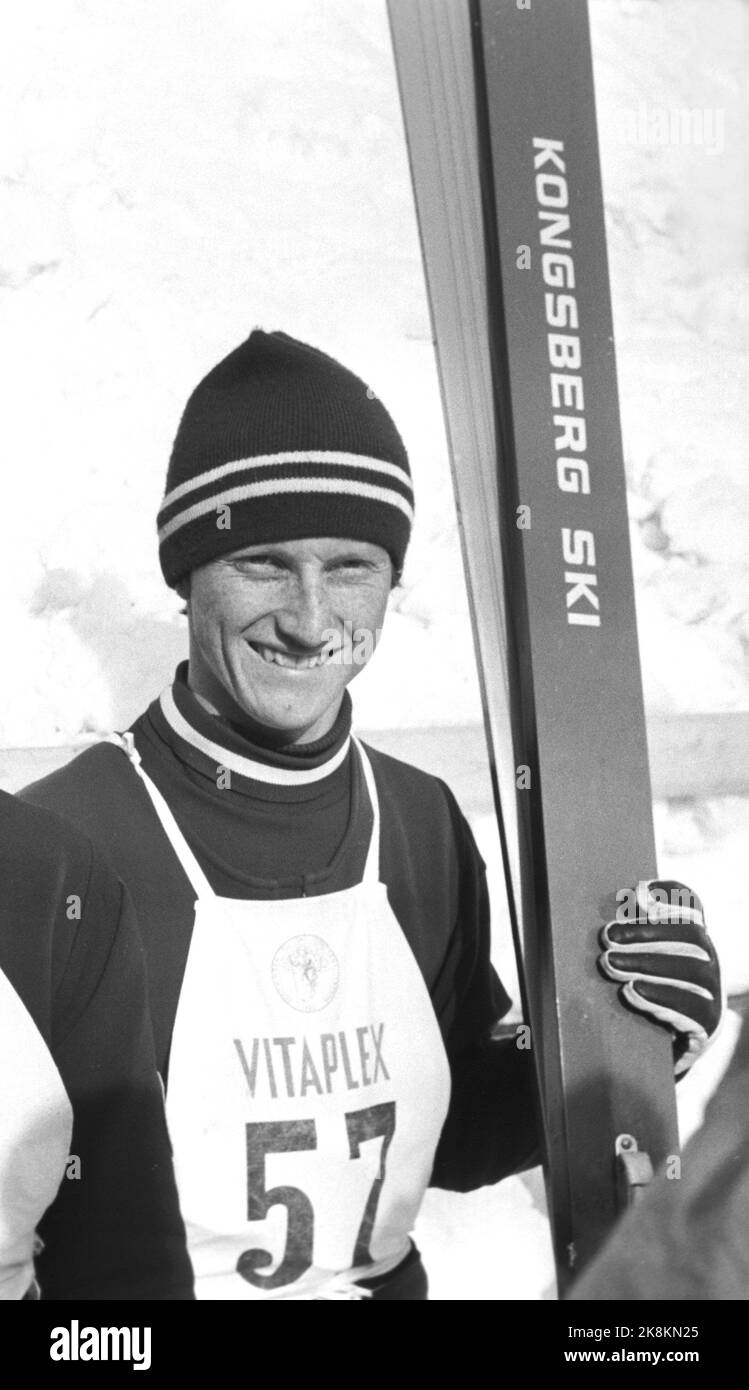 Ivar aaserud corrente ntb salto con gli sci immagini e fotografie stock ...