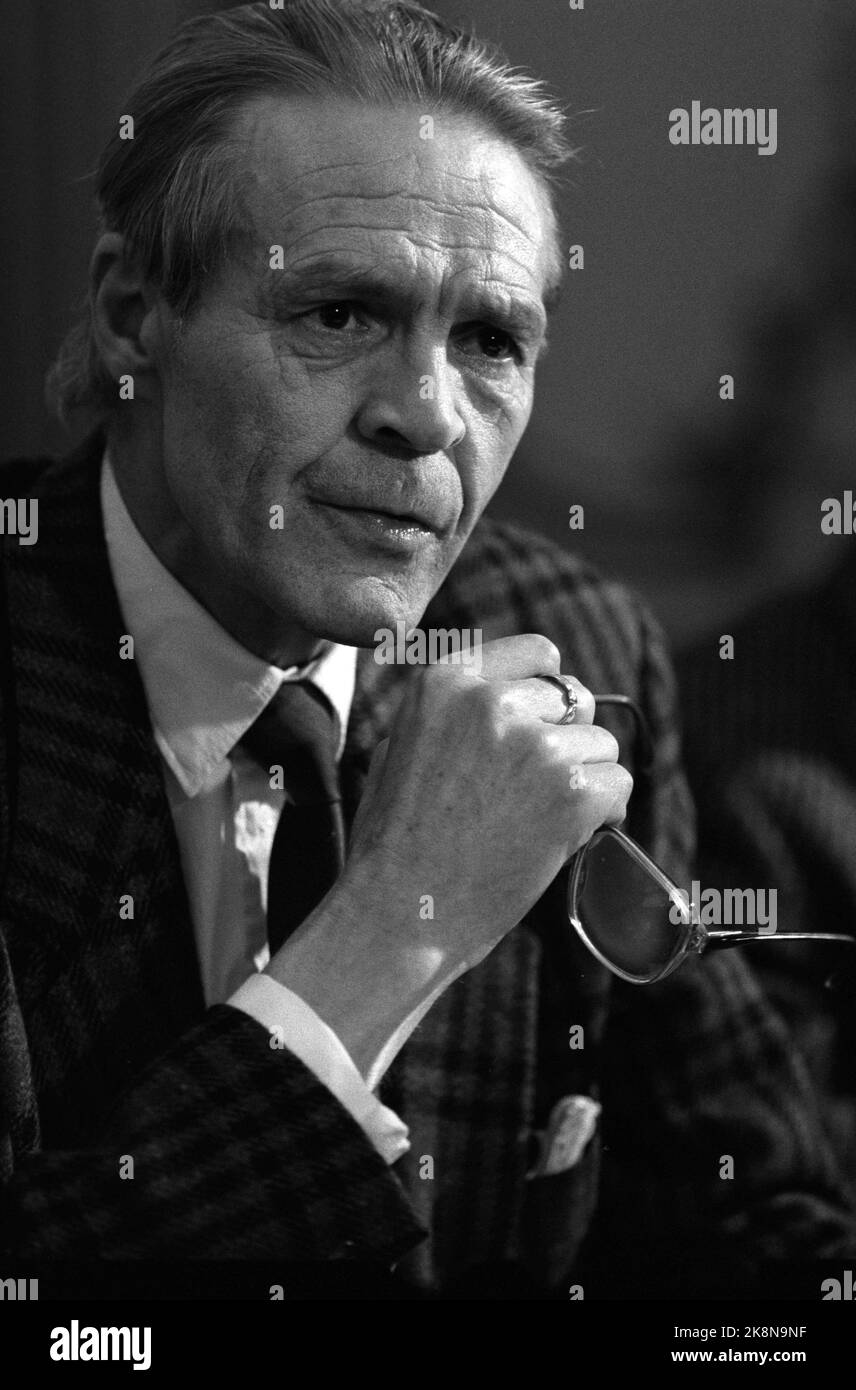 Eystein hanssen ntb ntb ritratto da solo immagini e fotografie stock ad ...