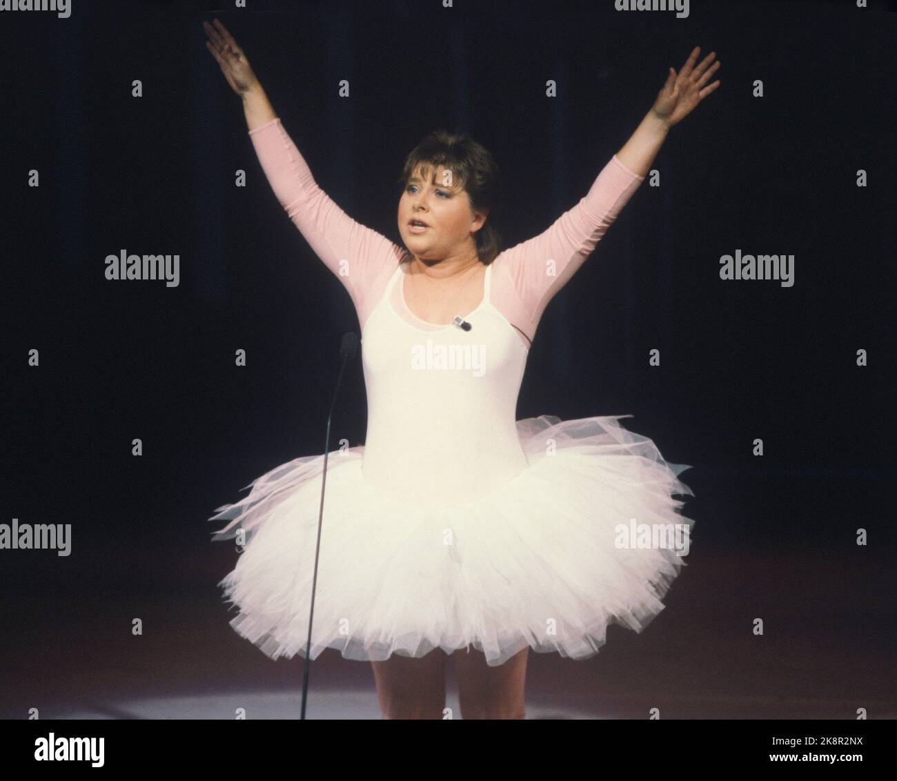 Oslo ottobre 1984. Recensione di Dag Frøland 'Castle' a Chat Noir. Qui ...