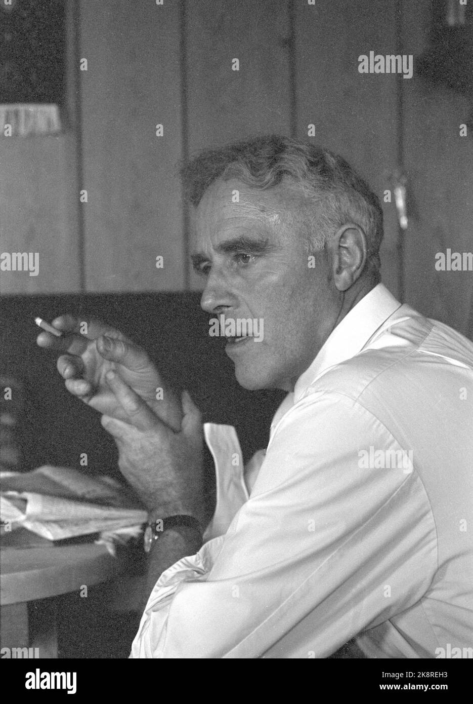 Jan erik olsen attuale ntb fumatori interviste sigari da solo immagini ...