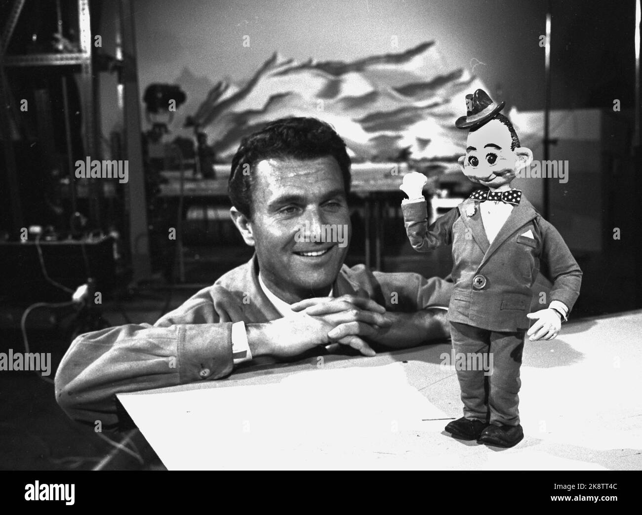 Oslo ottobre 1964 l'uomo dietro la scortese e divertente 'Televimsen ...