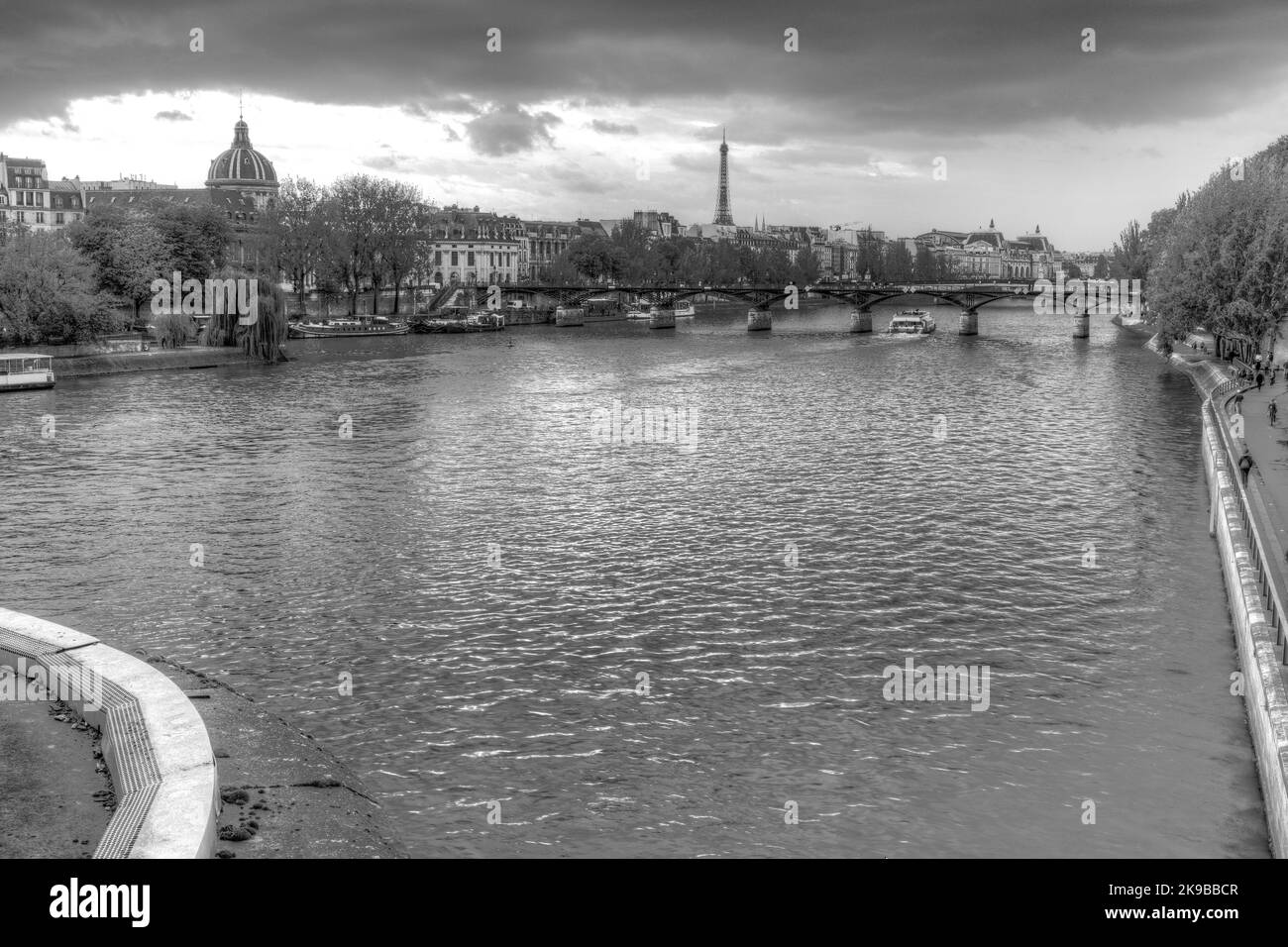 La senna e la tour eiffel Foto e Immagini Stock in Bianco e Nero - Alamy