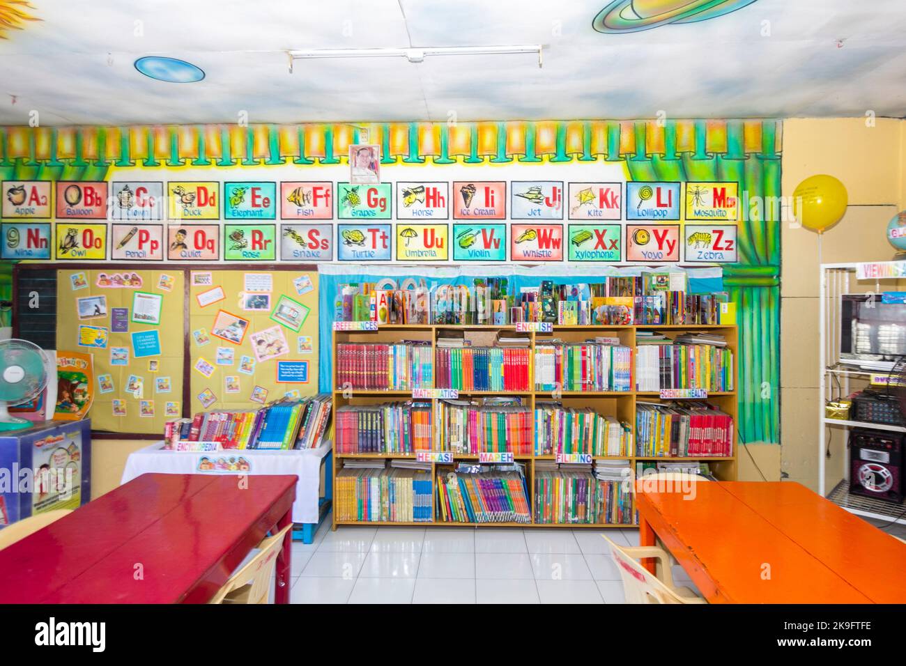 Biblioteca filippina immagini e fotografie stock ad alta risoluzione - Alamy