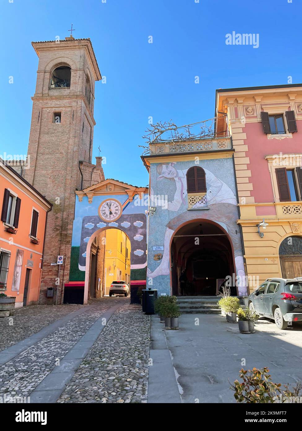Piazza zotti immagini e fotografie stock ad alta risoluzione - Alamy