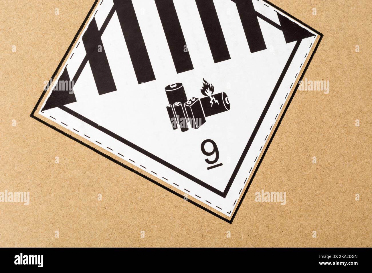 Etichetta merce pericolosa classe 9 immagini e fotografie stock ad alta ...