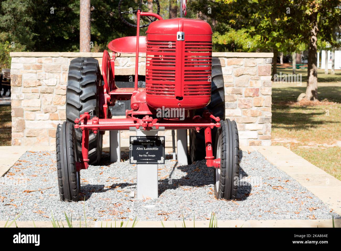 International farmall tractor immagini e fotografie stock ad alta ...