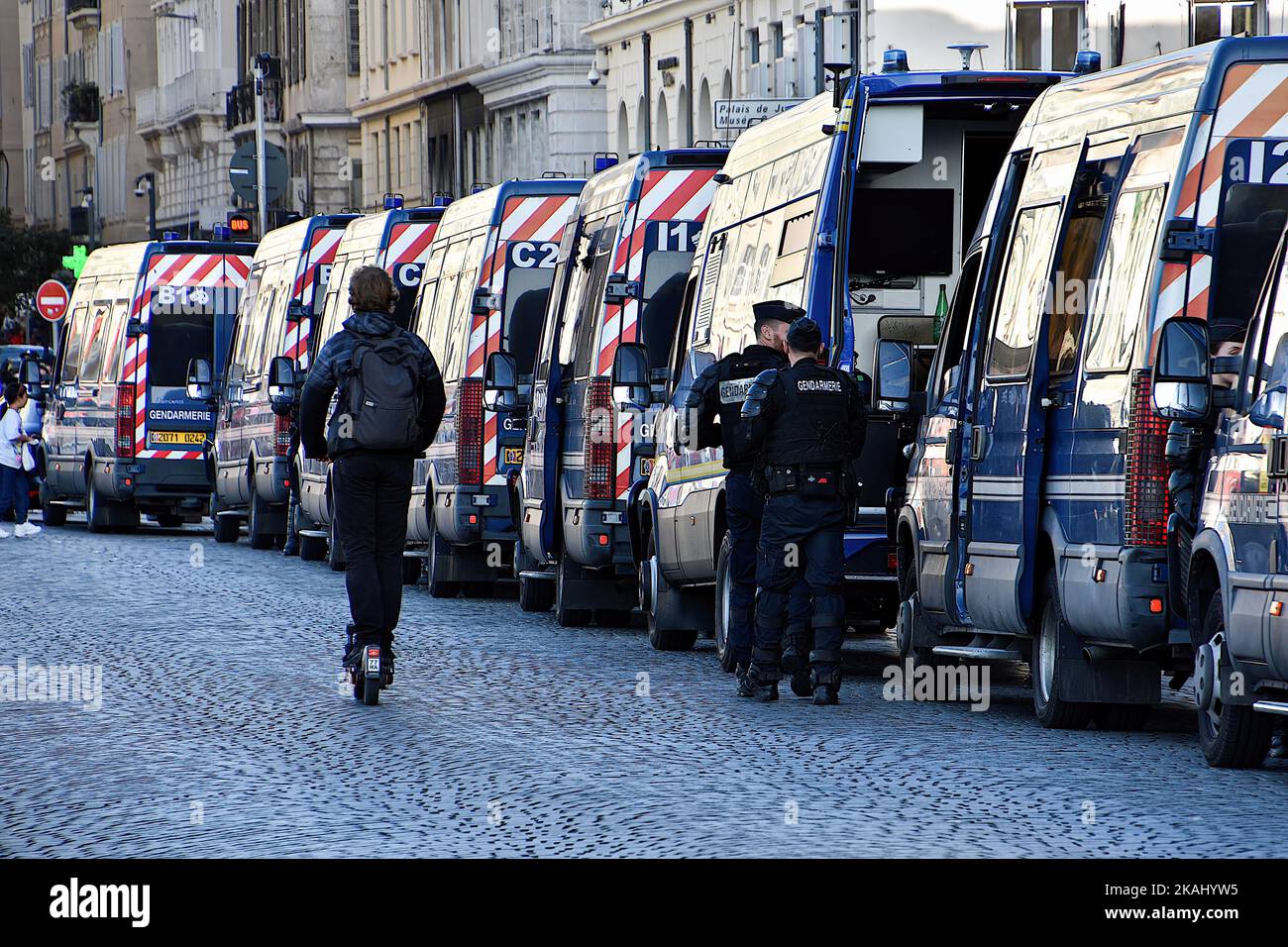 Furgoni della gendarmeria immagini e fotografie stock ad alta ...