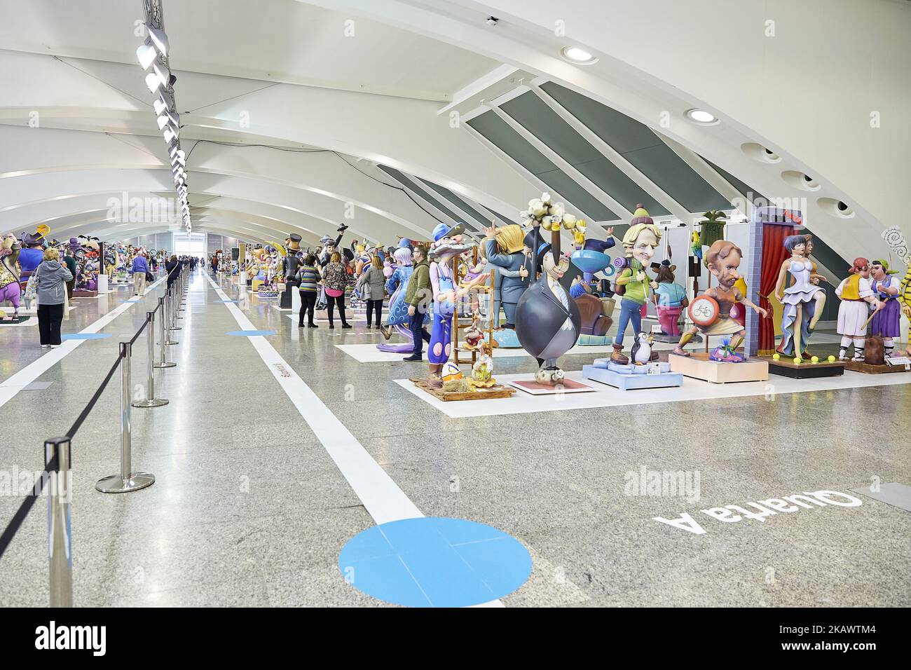 Panoramica generale dei 'ninot' durante la mostra Ninot in vista del ...