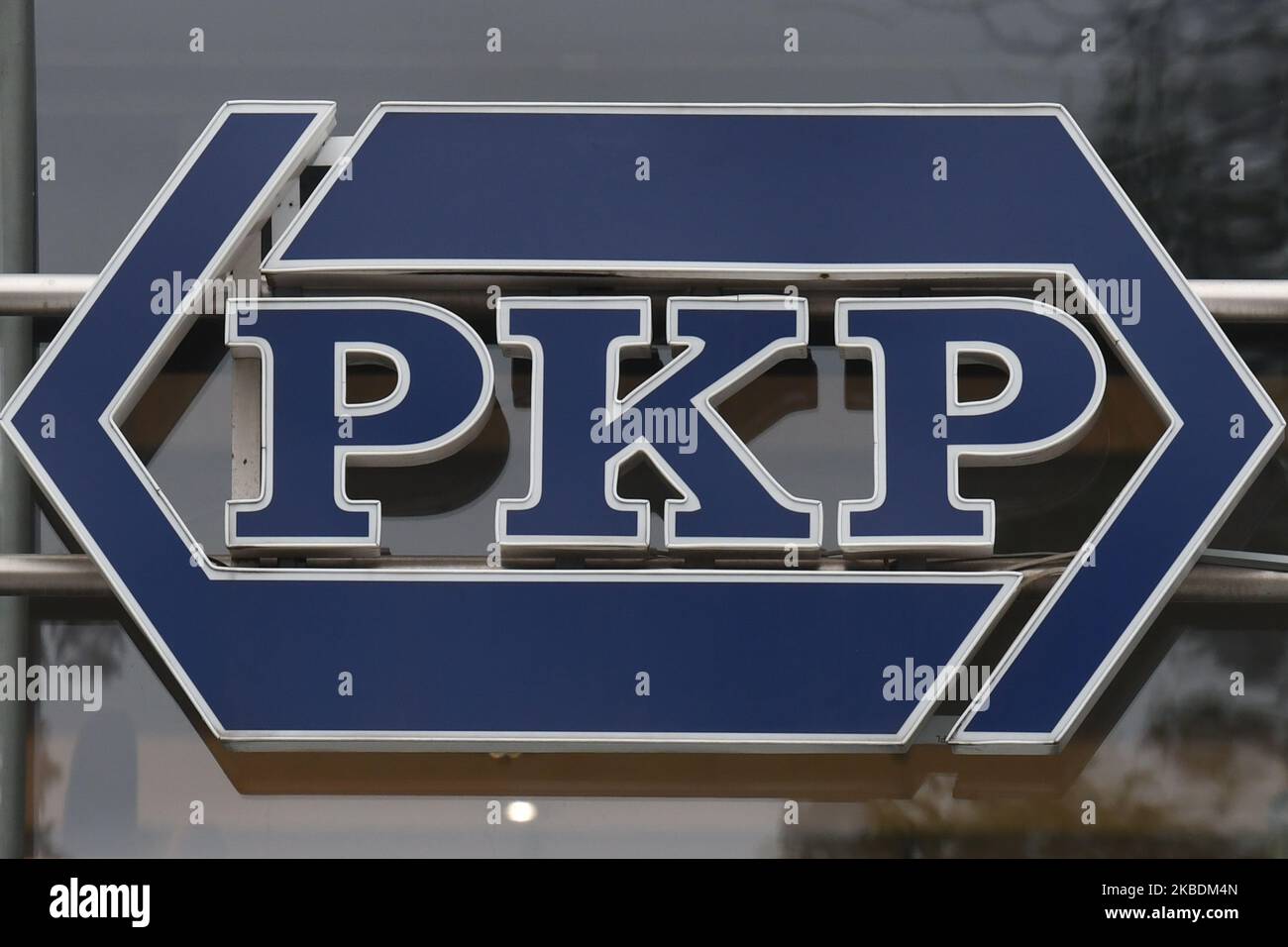 Logo pkp immagini e fotografie stock ad alta risoluzione - Alamy