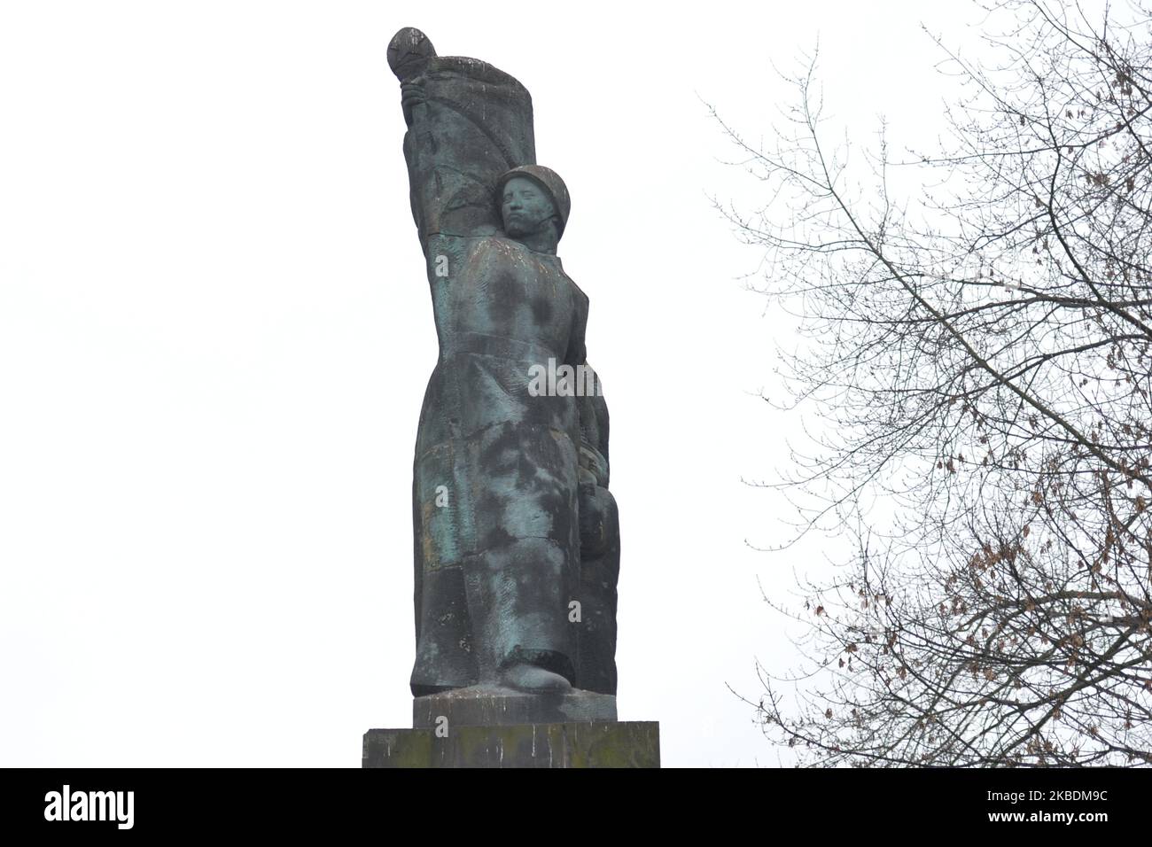 Dettagli di un monumento all'Armata Rossa costruito nel 1950, a Rzeszow ...