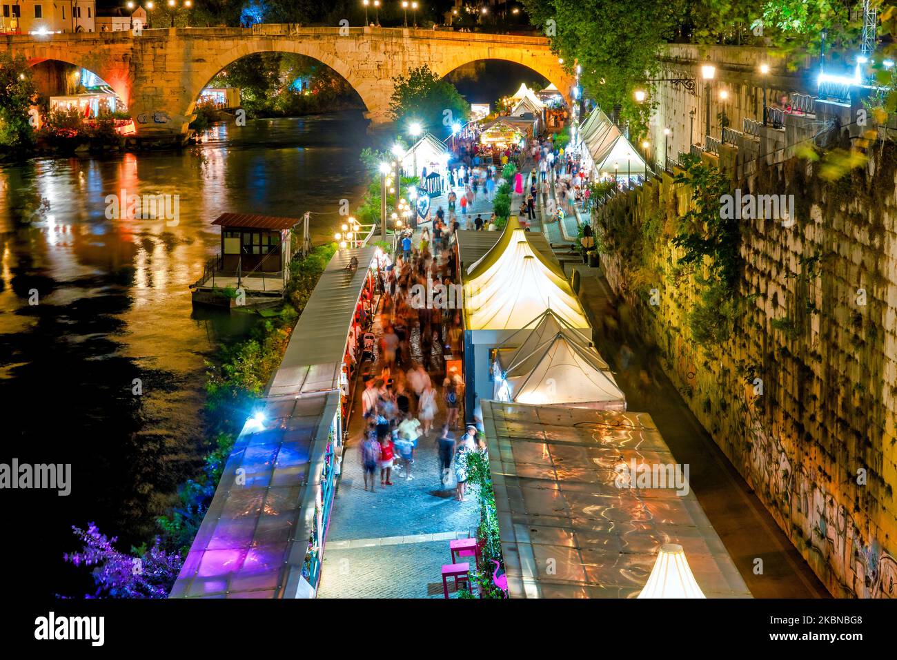 Lungo il tevere immagini e fotografie stock ad alta risoluzione - Alamy