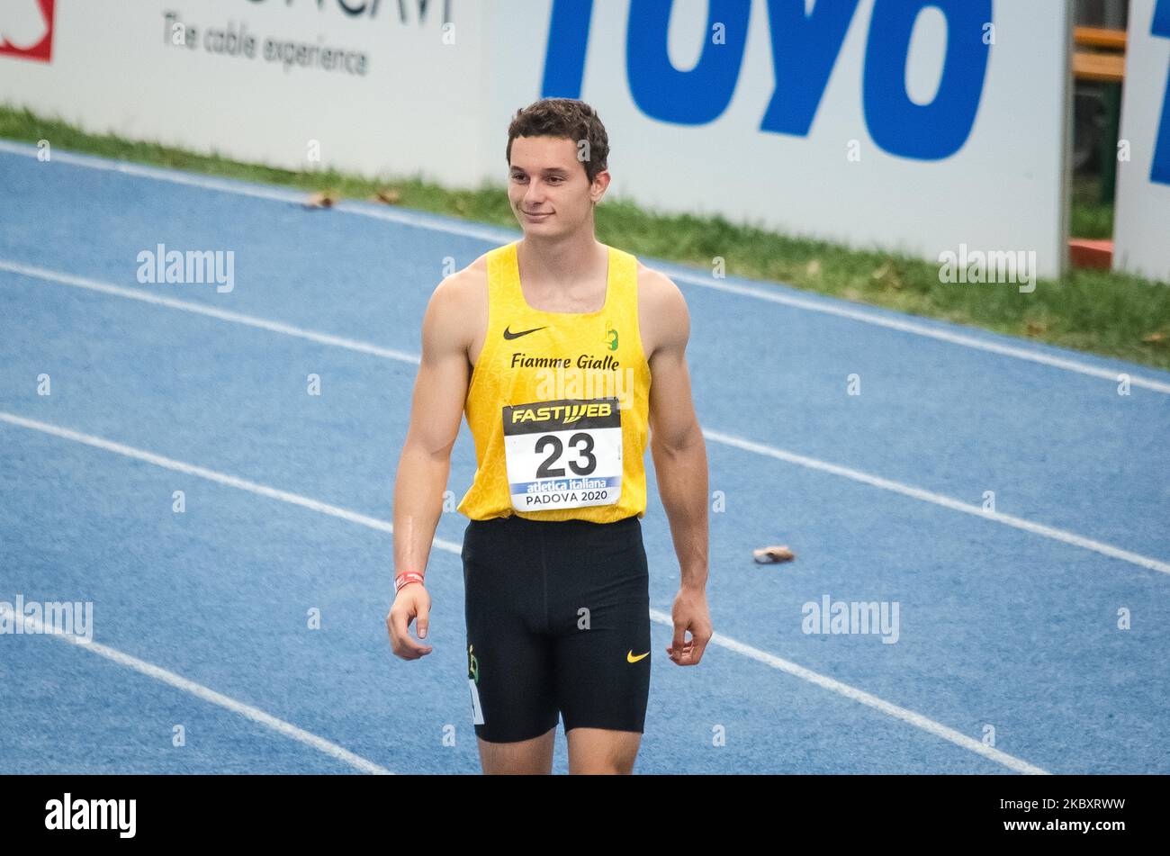 Qualificazione metri immagini e fotografie stock ad alta risoluzione - Alamy