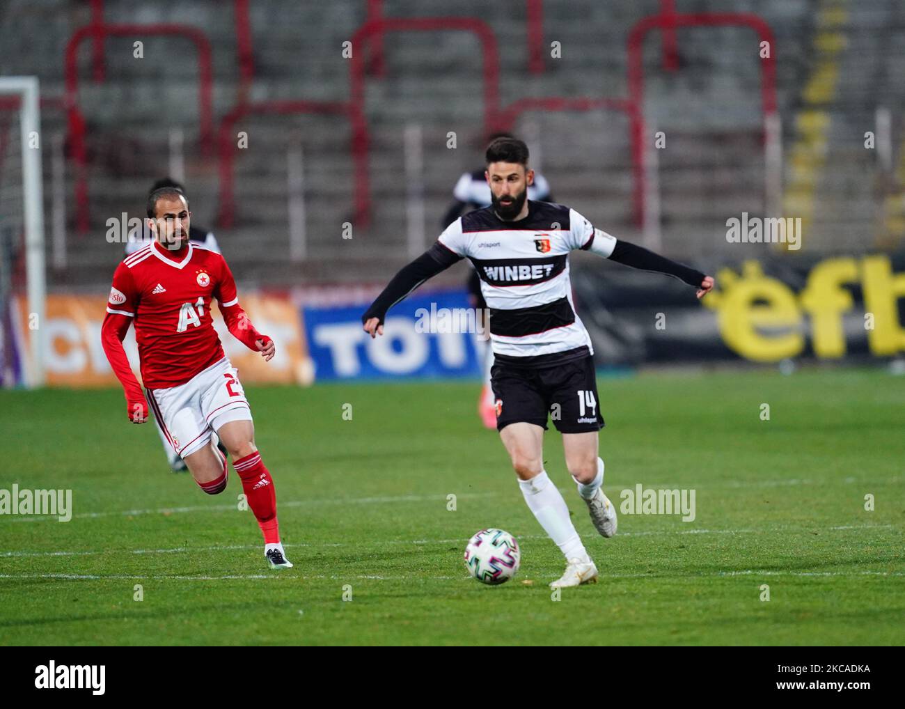 Dimitar iliev di lokomotiv plovdiv immagini e fotografie stock ad alta ...
