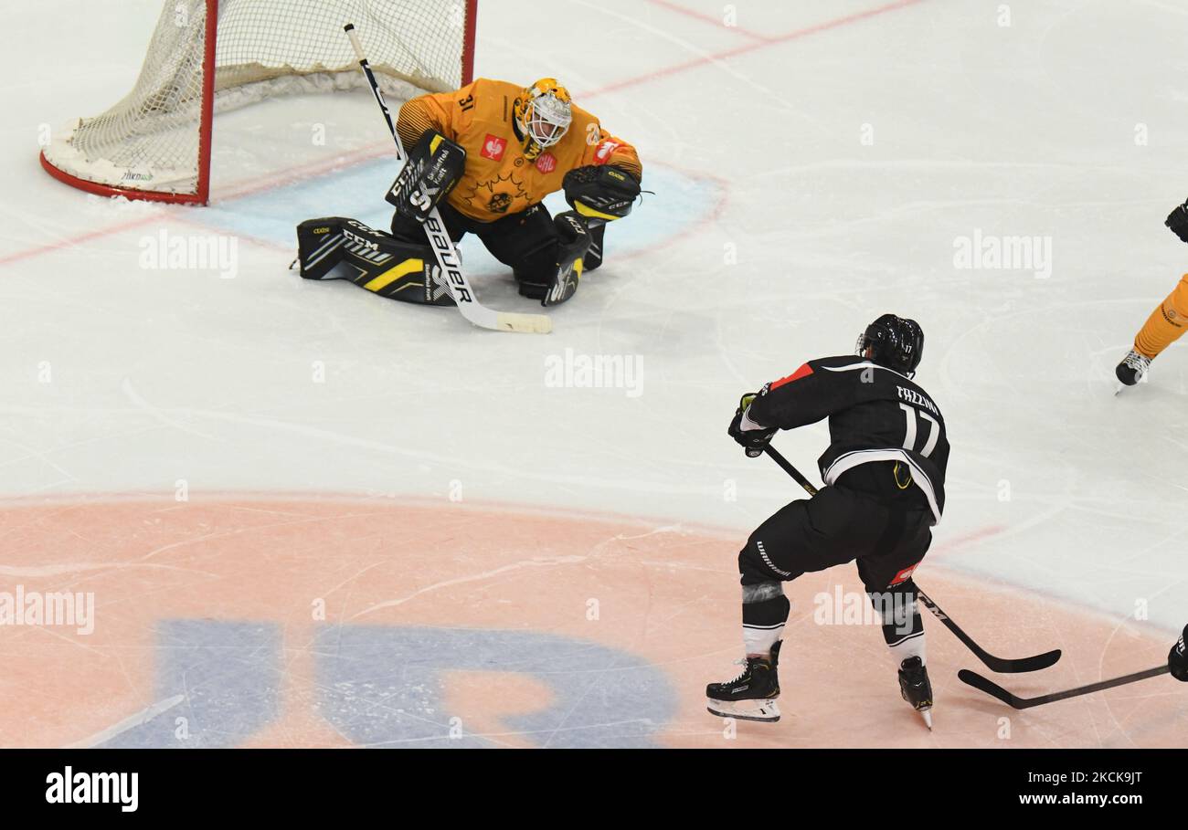Luca fazzini lugano hockey champions hockey league match immagini e ...