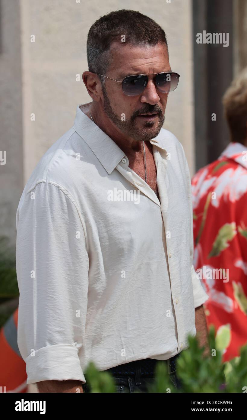 Banderas 2021 immagini e fotografie stock ad alta risoluzione - Alamy