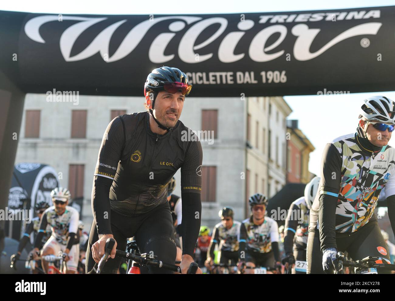 Quattro volte campione del mondo di corse su strada uci immagini e ...