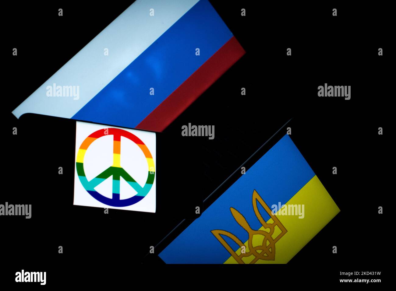 Nella foto il simbolo della pace nel mezzo della composizione ...