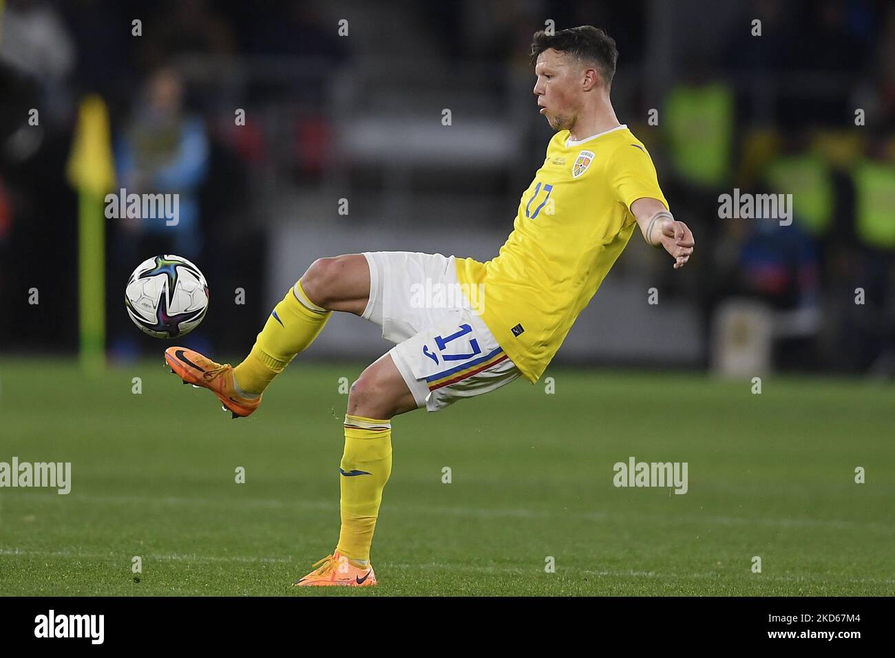Adrian Rus in azione durante la partita internazionale amichevole tra ...